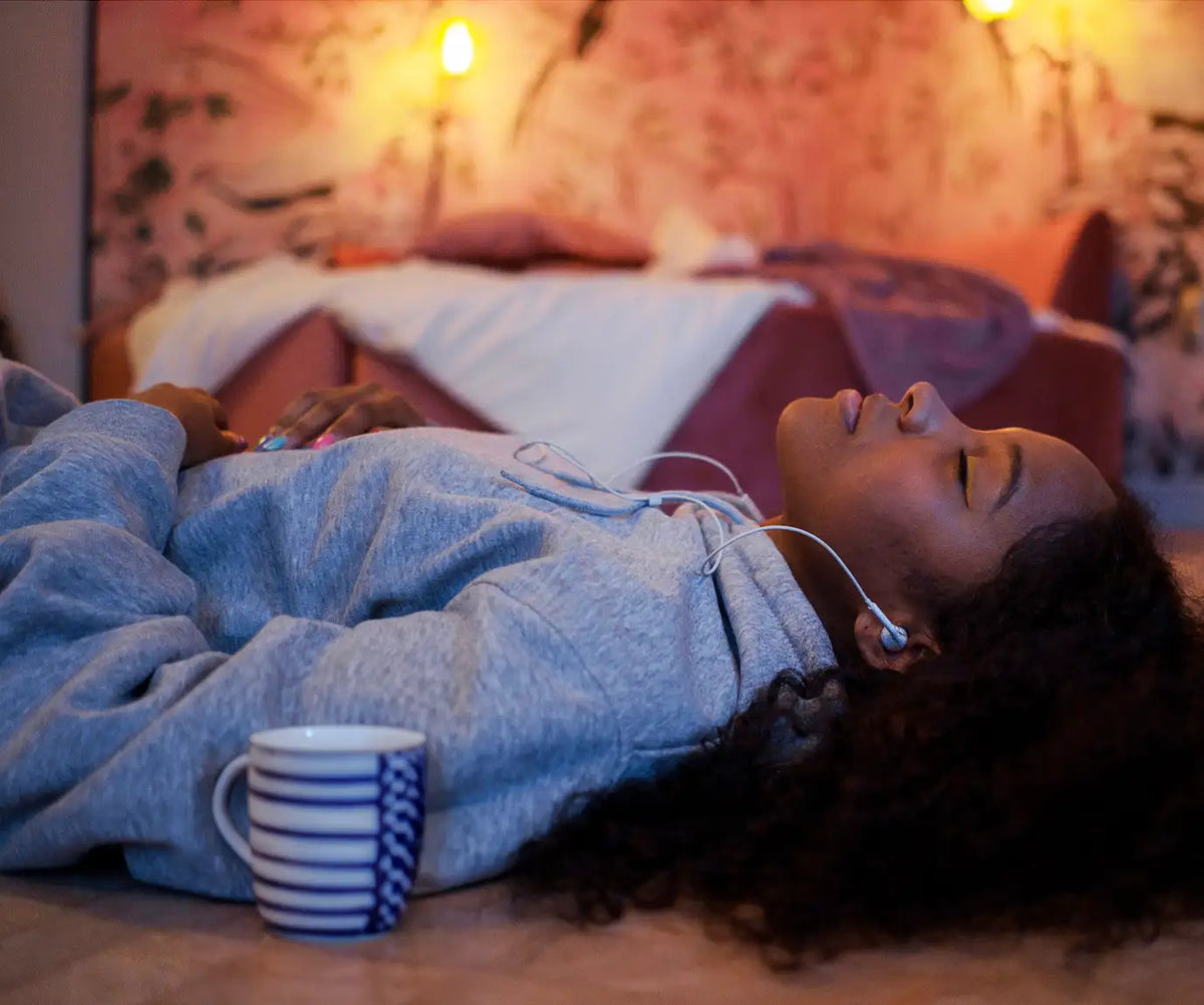 Sips & Sounds – 9TEA3.COM